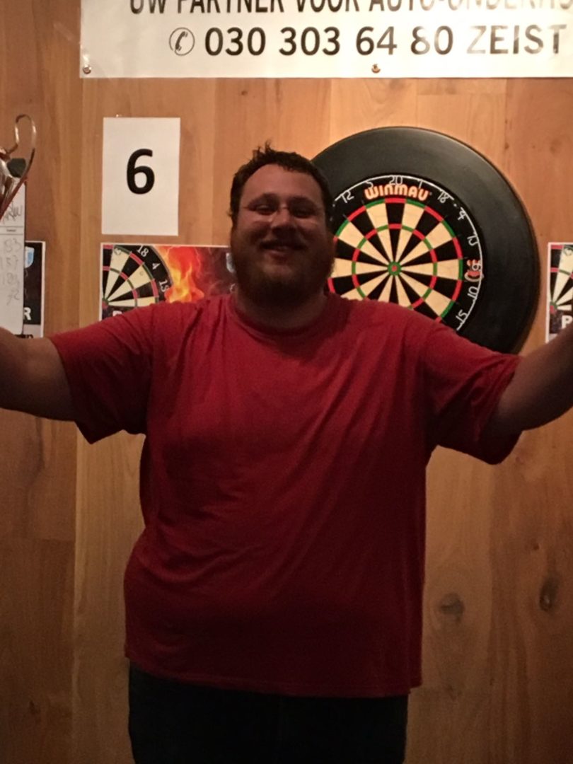 Arthur Gijzen wint Peter Dingemans Single Darttoernooi - FC DRIEBERGEN