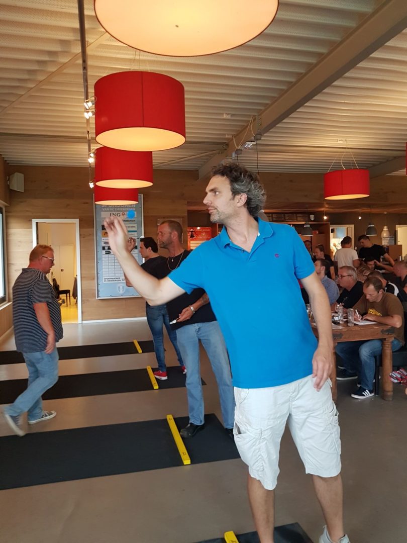 Arthur Gijzen wint Peter Dingemans Single Darttoernooi - FC DRIEBERGEN