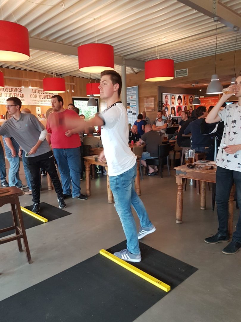 Arthur Gijzen wint Peter Dingemans Single Darttoernooi - FC DRIEBERGEN